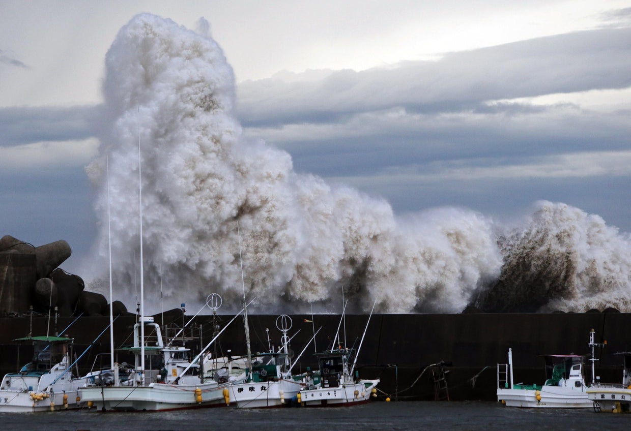 The biggest waves to batter our world's coastlines