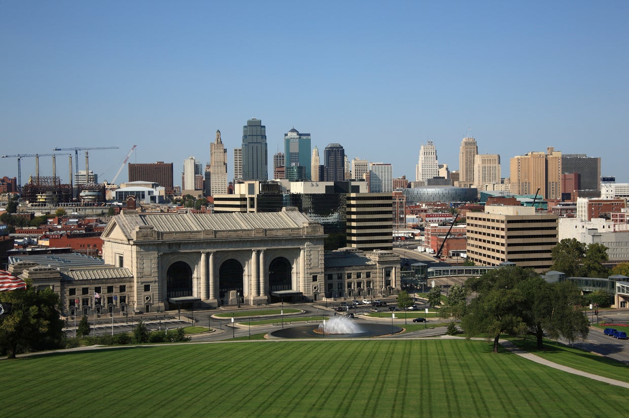 How does your state's economy compare with other states?
