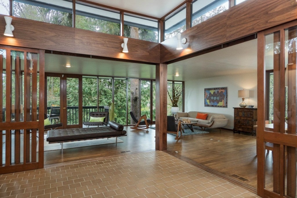 10 homes that belong in "Mad Men"