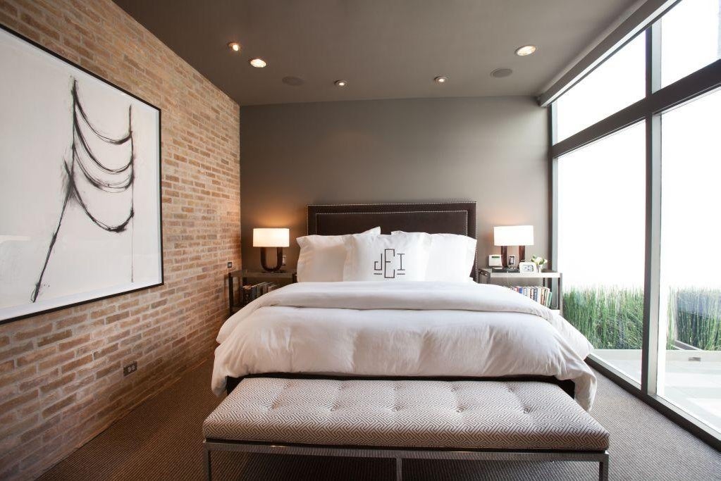 10 homes that belong in "Mad Men"