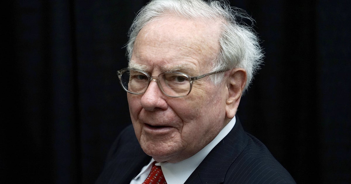 Warren Buffett: Health care is a "tape worm" for the U.S. - CBS News