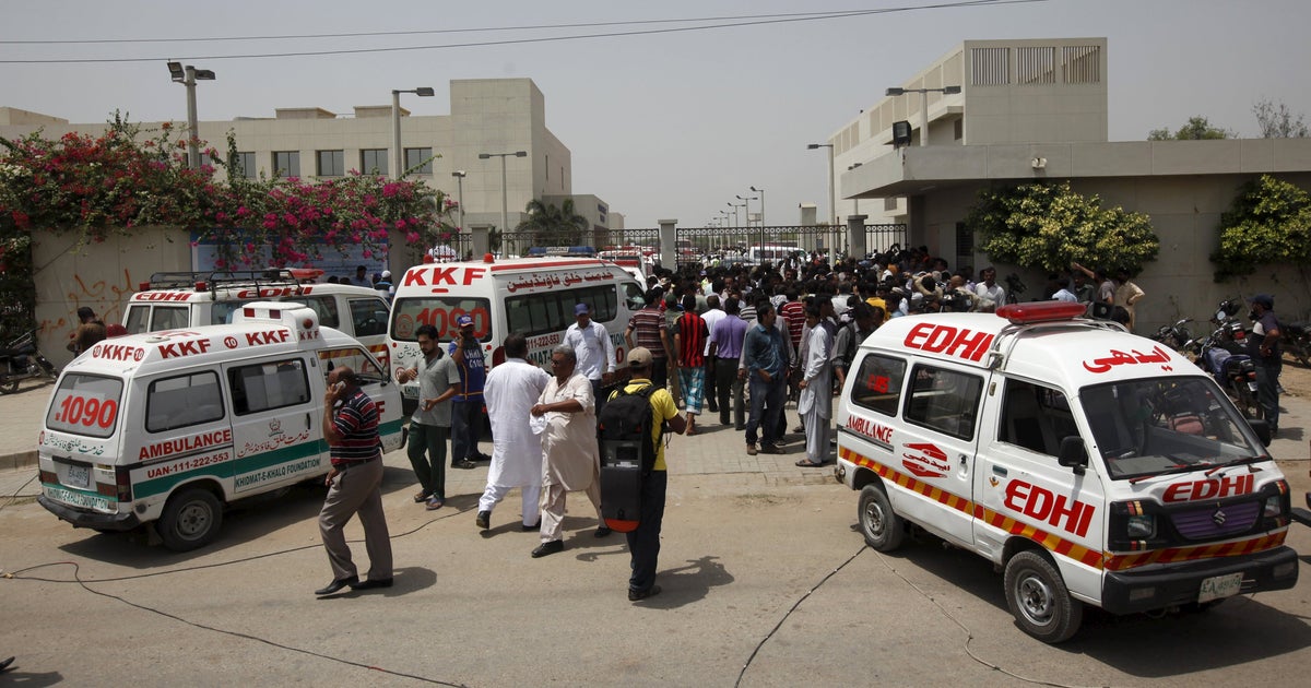 Pakistan minority Ismaili Shiite Muslims attacked on bus in Karachi ...