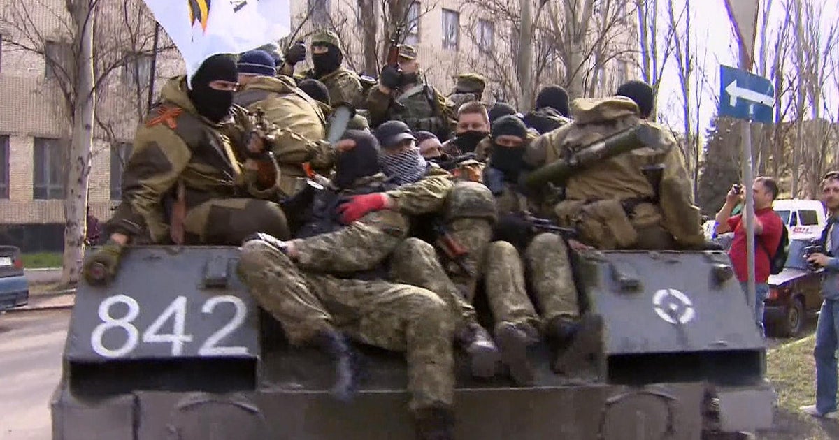Ukrainans claim proof of Russians leading separatist forces - CBS News