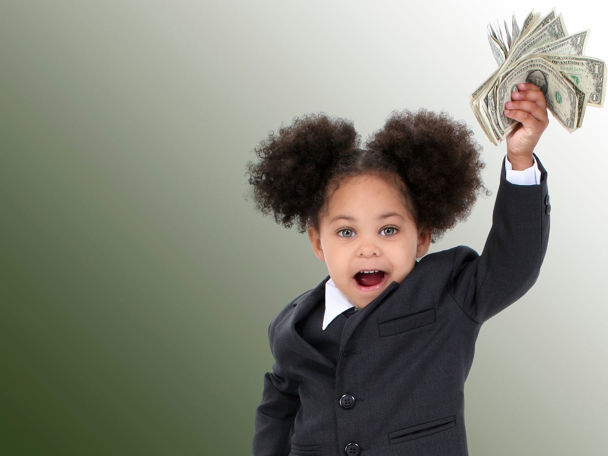 6 lessons that turn kids into money-savvy adults