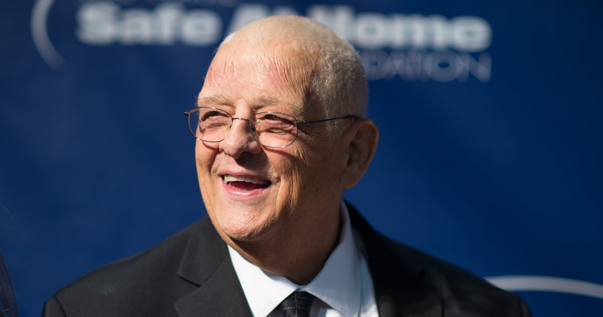 Former professional wrestler Dusty Rhodes dead at 69 - CBS News