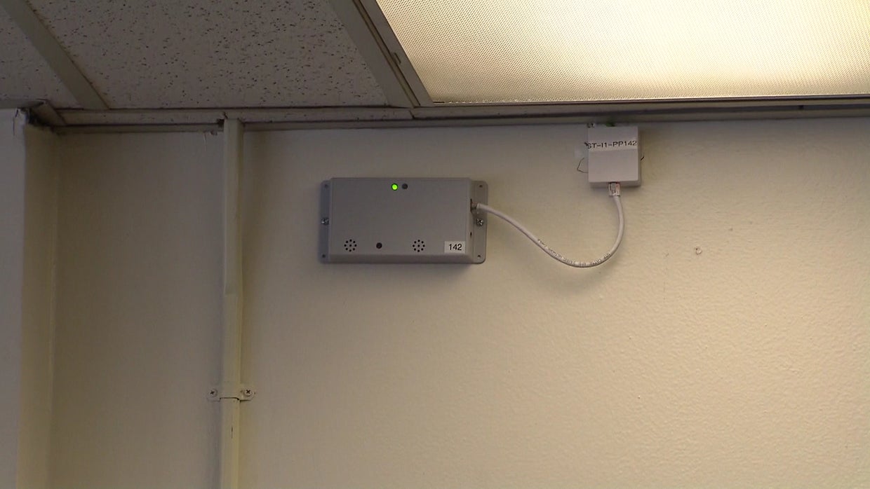 Gunshot-sensing technology installed in first U.S. high school - CBS News