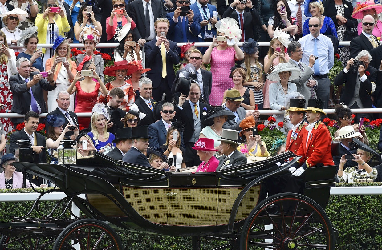 Dress to impress at Ascot: The race for the best hat