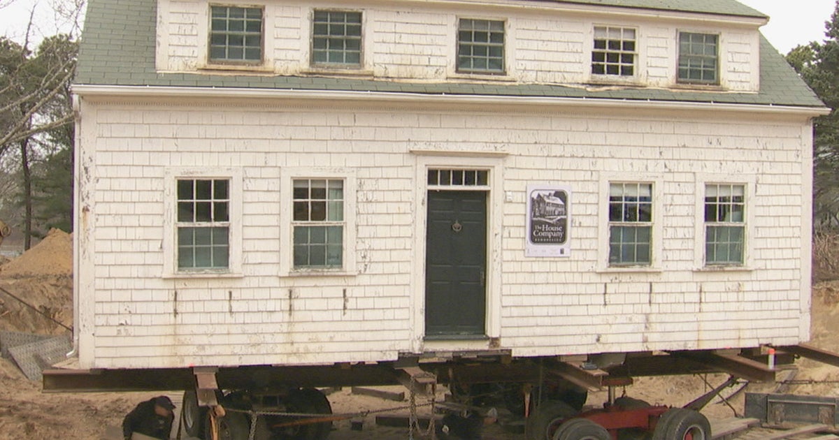 Moving house, literally - CBS News