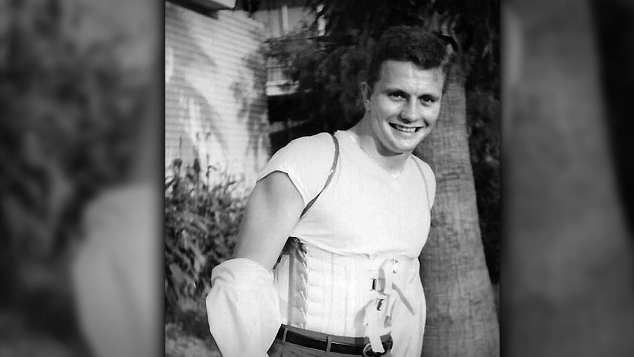 How P.E. teacher John Paciorek holds a perfect MLB record - CBS News