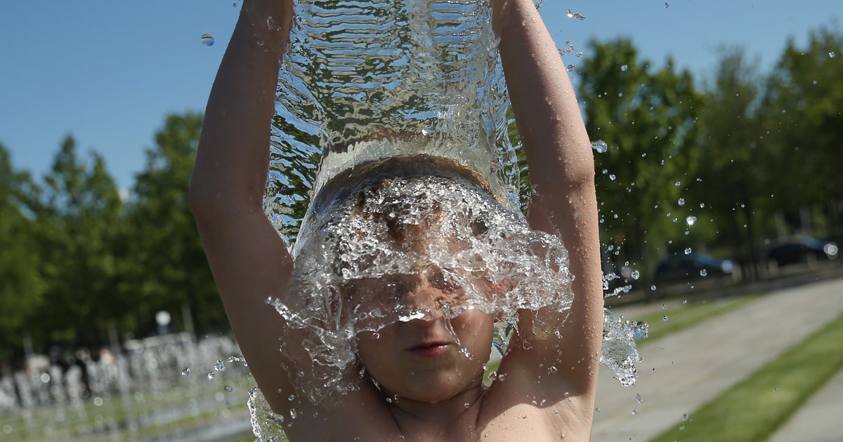 Scorching heat has Europeans sweating - CBS News