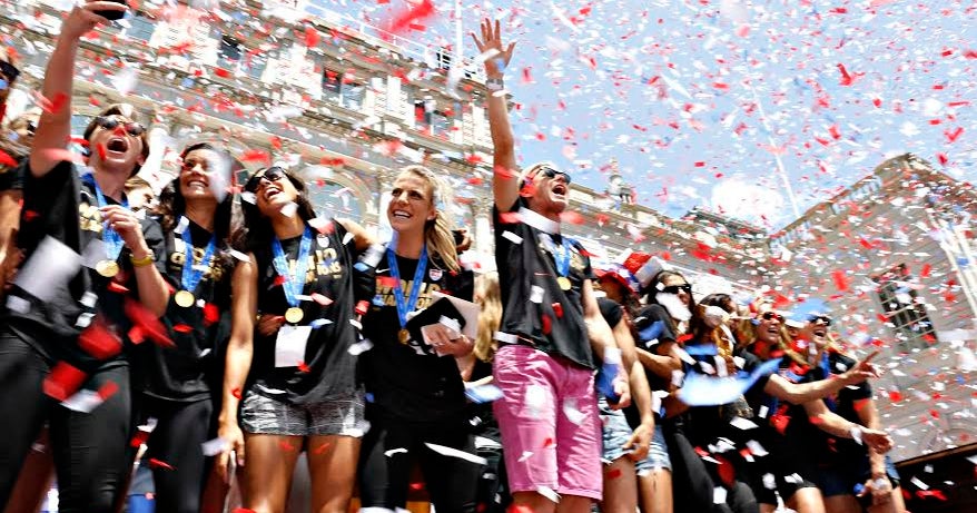 NYC salutes Women's World Cup champs with historic parade - CBS News