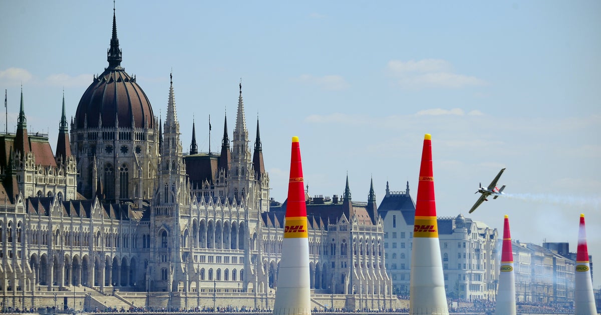 Budapest explosion: 2 injured, authorities say - CBS News