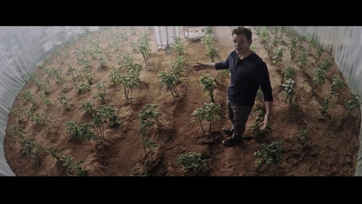 How realistic is Hollywood's "The Martian"? - CBS News