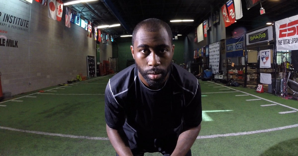 Inside Darrelle Revis' playbook - CBS News