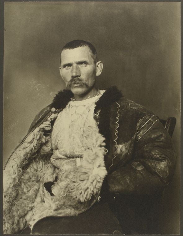 Ellis Island immigrant portraits circa 1900