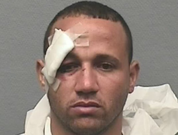 Report: Houston man fatally stabbed over last piece of chicken - CBS News