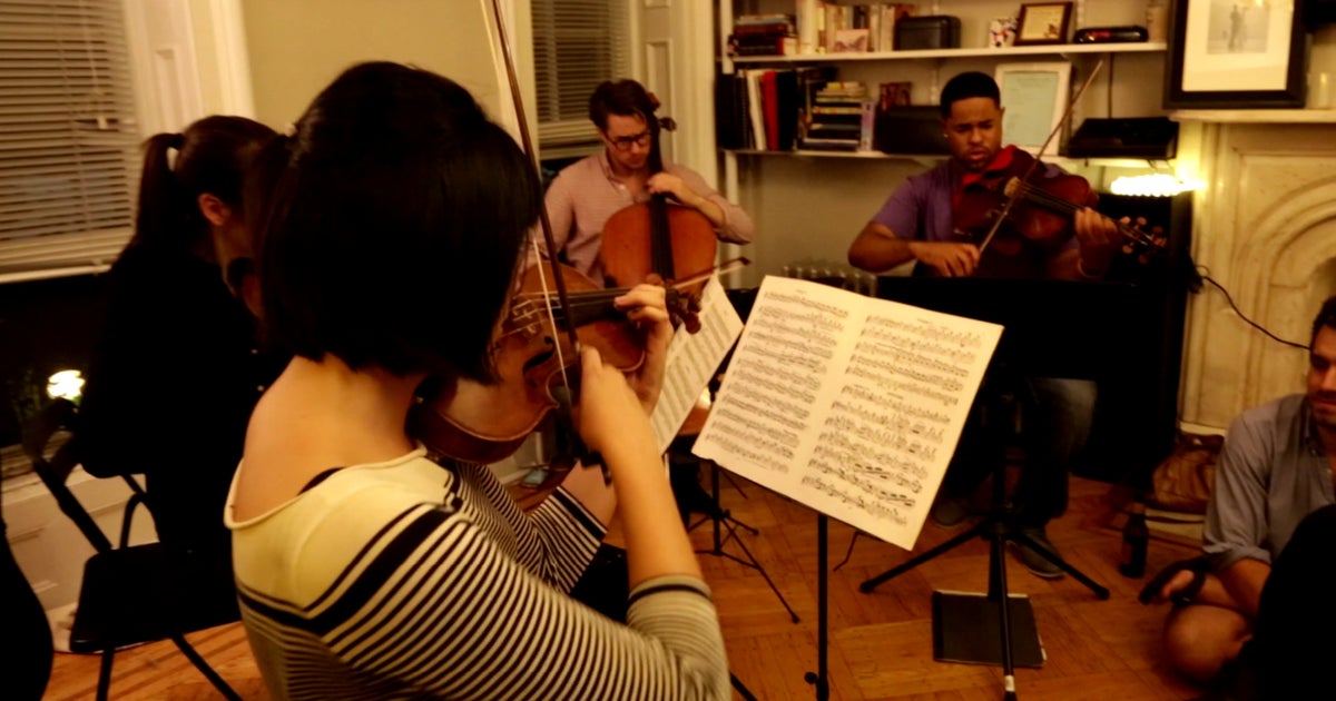 A classical music house call - CBS News