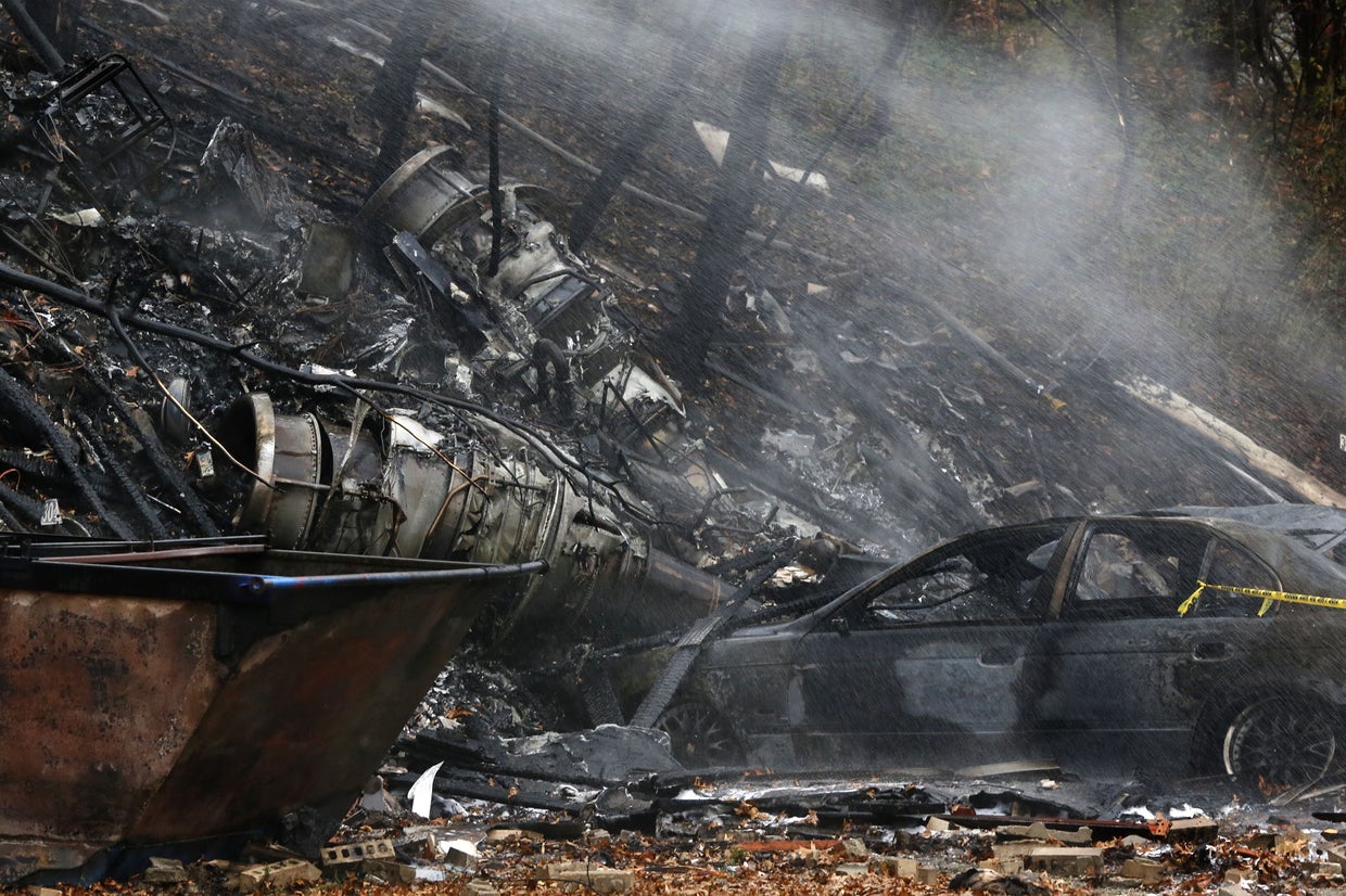 Ohio plane crash may have killed man if he didn't stop to buy Hot ...