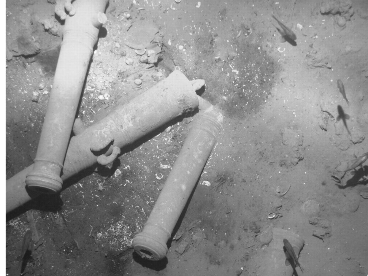 Colombia takes step toward recovering 200 tons of treasure from "holy ...