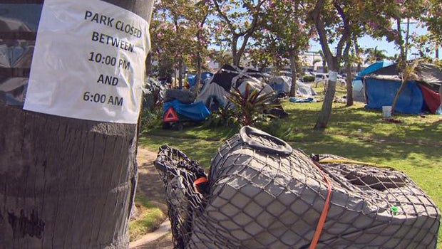 Hawaii's homeless problem reaches crisis level - CBS News