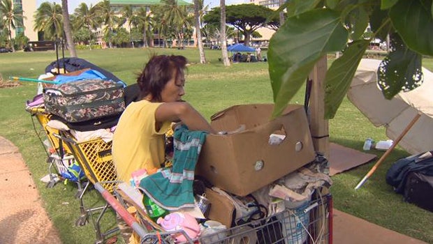 Hawaii's homeless problem reaches crisis level - CBS News