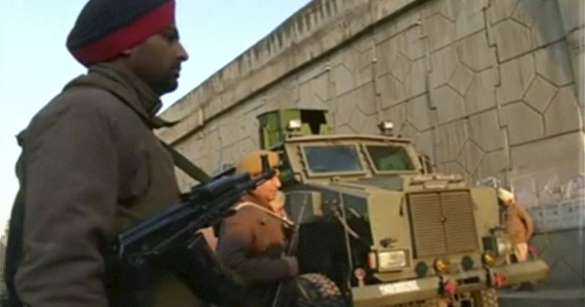 Gunmen attack Indian air base near Pakistan border - CBS News