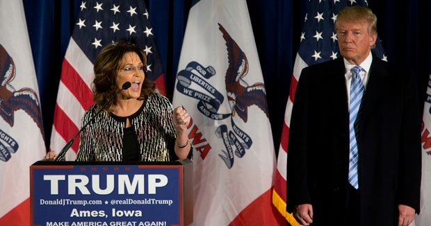 Sarah Palin backs Donald Trump's 2016 bid - CBS News
