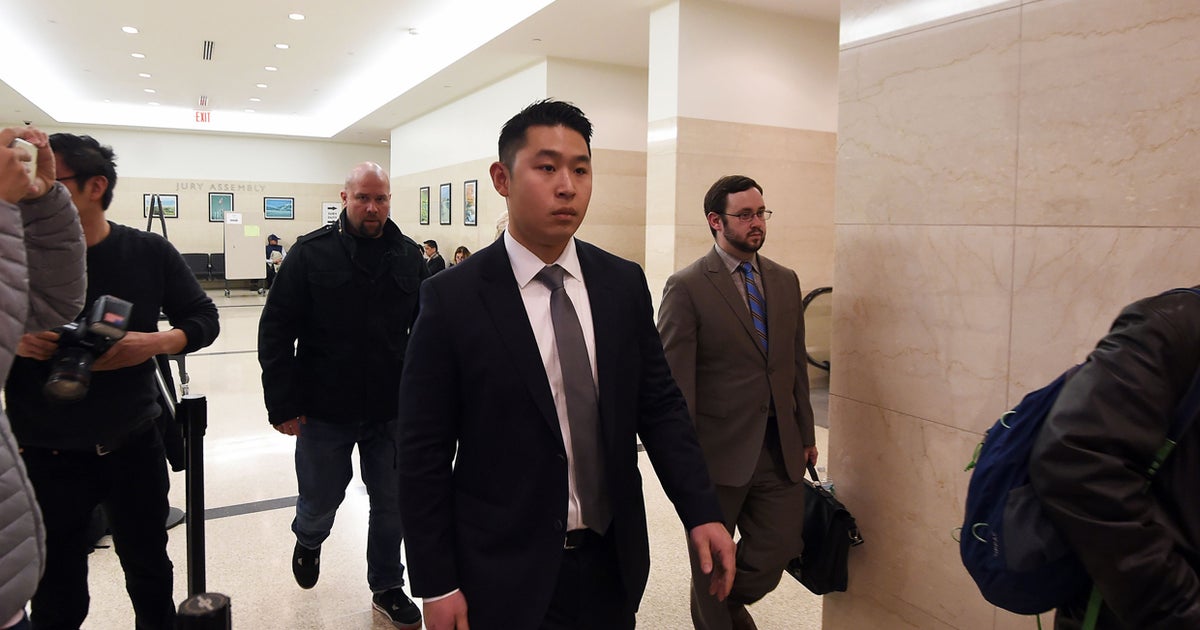 Dramatic 911 tape played at manslaughter trial of rookie NYPD officer ...