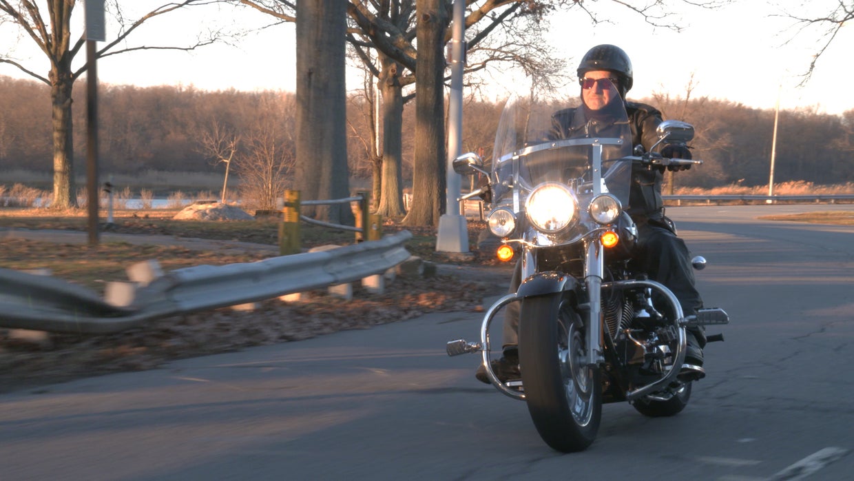 A male breast cancer survivor, first embarrassed, now empowered - CBS News