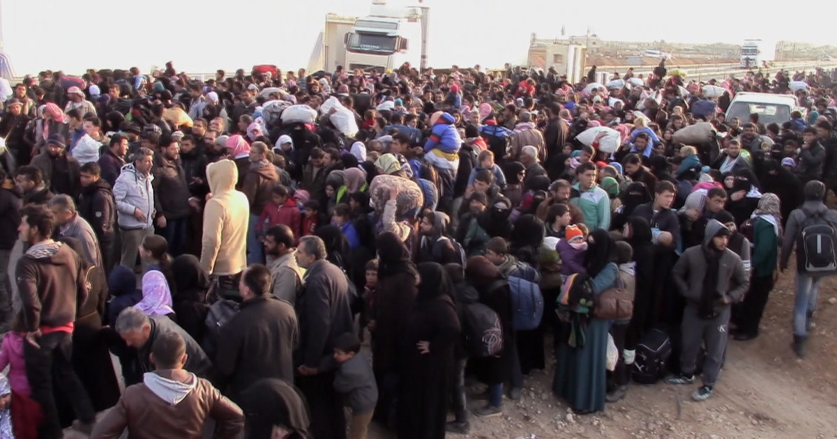 As Syrian regime closes in on Aleppo, refugees have nowhere to go - CBS ...