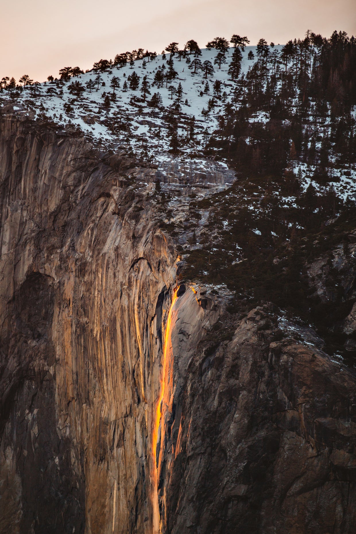Yosemite's spectacular "firefall"