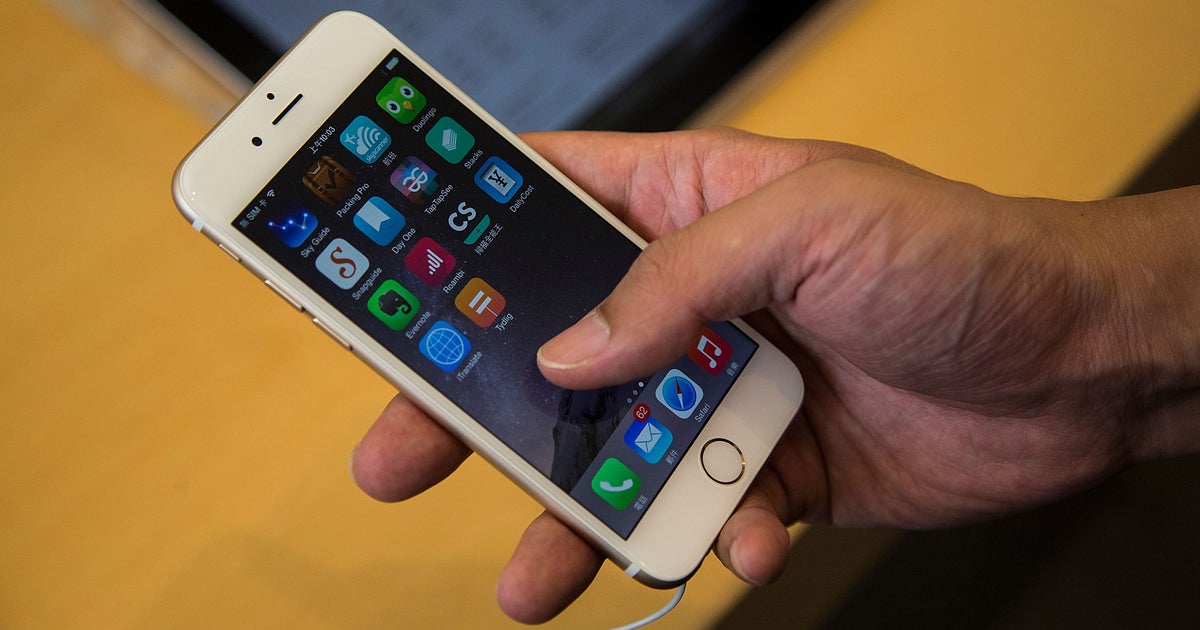Apple hit with lawsuit over iPhone "touch disease" - CBS News