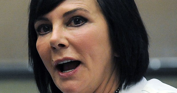 Marcia Clark responds to knife allegedly found on O.J. Simpson's estate ...