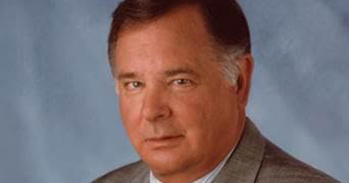 Longtime CBS News correspondent Eric Engberg dies at 74 - CBS News