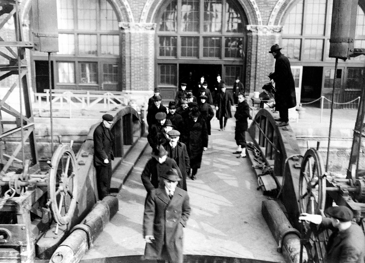 Today in history - April 7