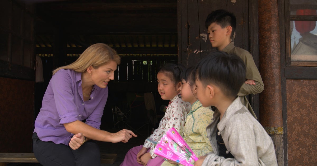 How Holly Williams fell in love with China - CBS News