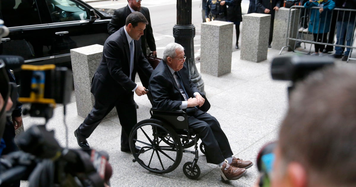 Dennis Hastert admits sexually abusing teenage boys - CBS News