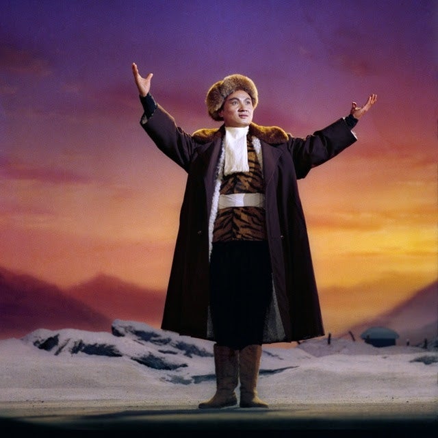 Rare photos of China's Cultural Revolution model operas