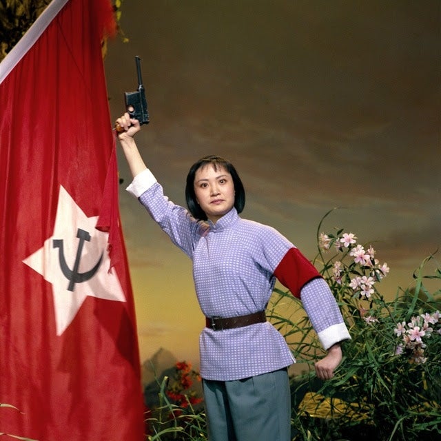 Rare photos of China's Cultural Revolution model operas
