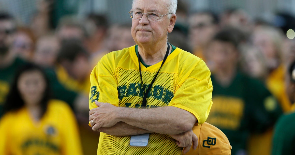 Baylor sex assault scandal: Ex-university president lifted football ...