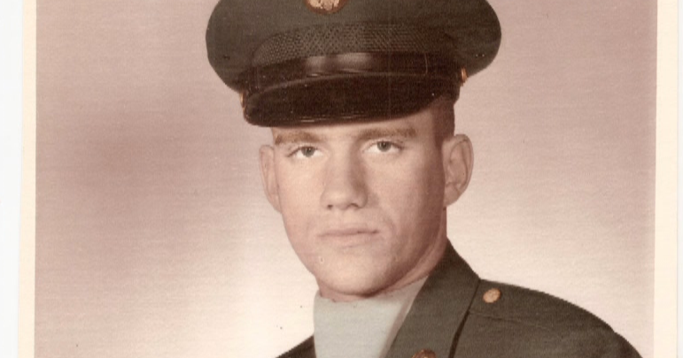 Vietnam soldier saved from the dead honors his fellow veterans - CBS News