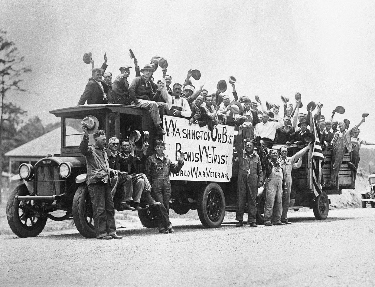 Today in history - June 2 - Baseball legends Lou Gehrig died and Babe ...