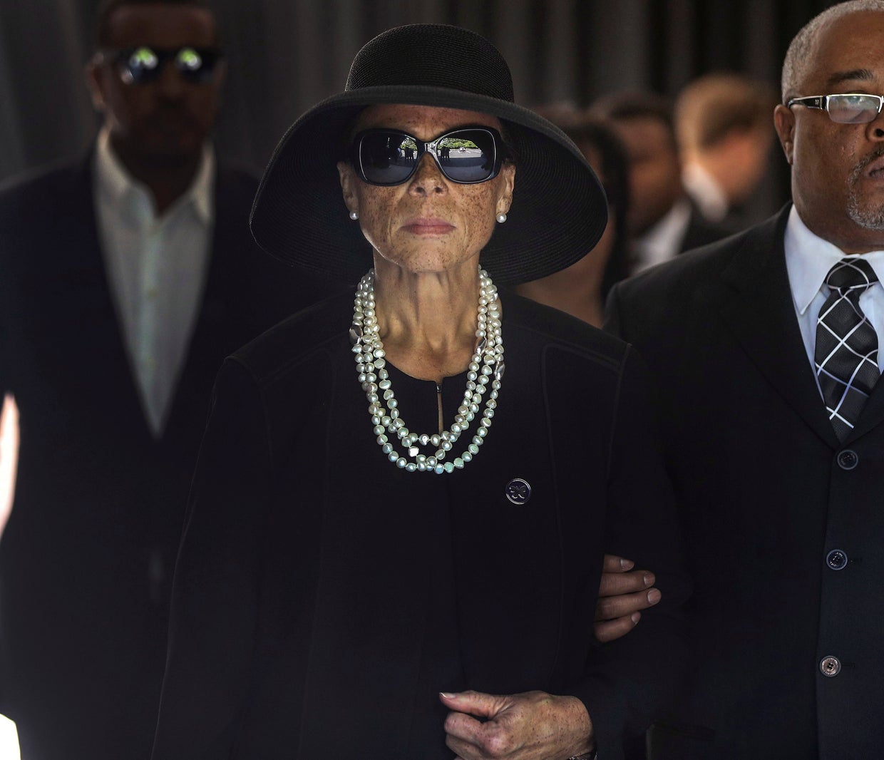 Muhammad Ali funeral services - Saying goodbye to "The Greatest"