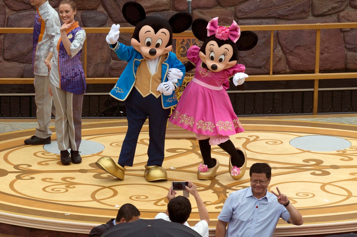 Shanghai Disney makes its debut