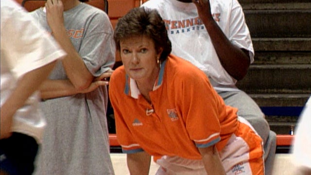 Pat Summitt: "I am very demanding" - CBS News