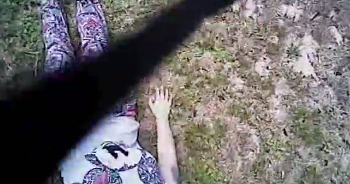 Video captures deputy's dramatic rescue of gunshot victim, kids - CBS News