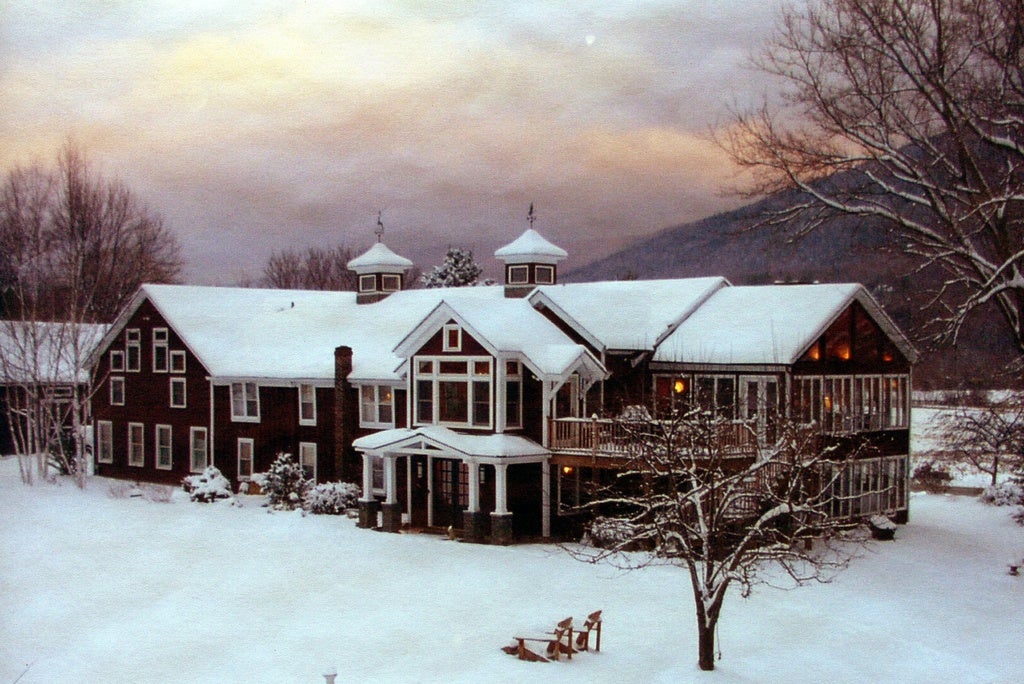 Horses to humans: 10 barns converted into cozy homes