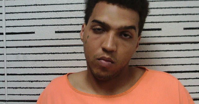 Officials: Alabama inmate overpowered jail staff, escaped - CBS News