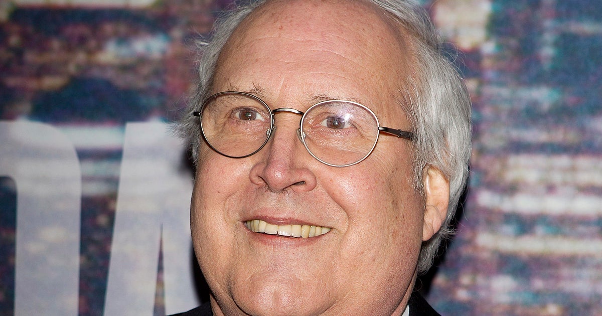 Chevy Chase enters rehab for “tuneup” on alcohol problem - CBS News