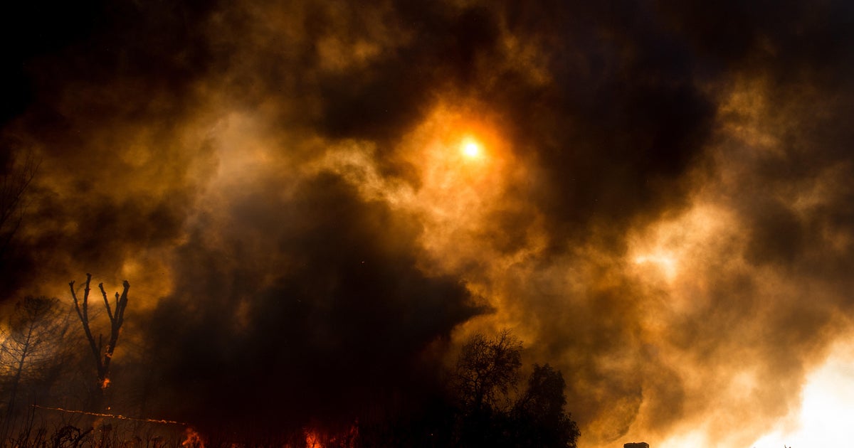 2016's hellish summer weather: A "told-you-so" climate moment? - CBS News